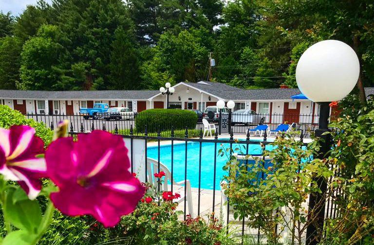 Mayberry Motor Inn - Yadkin Valley, NC